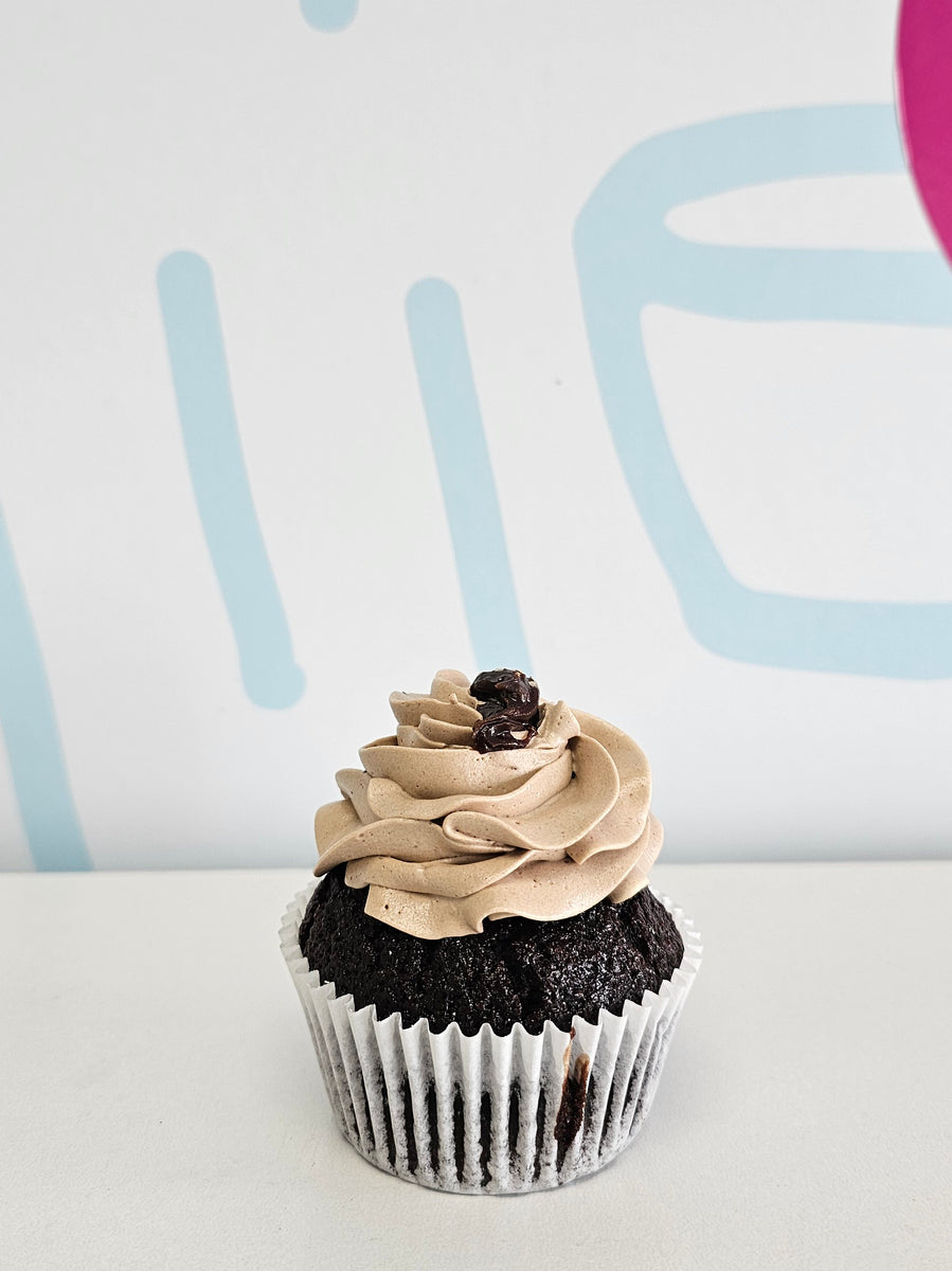 Cupcakes 12 pack – Franklin Cake House
